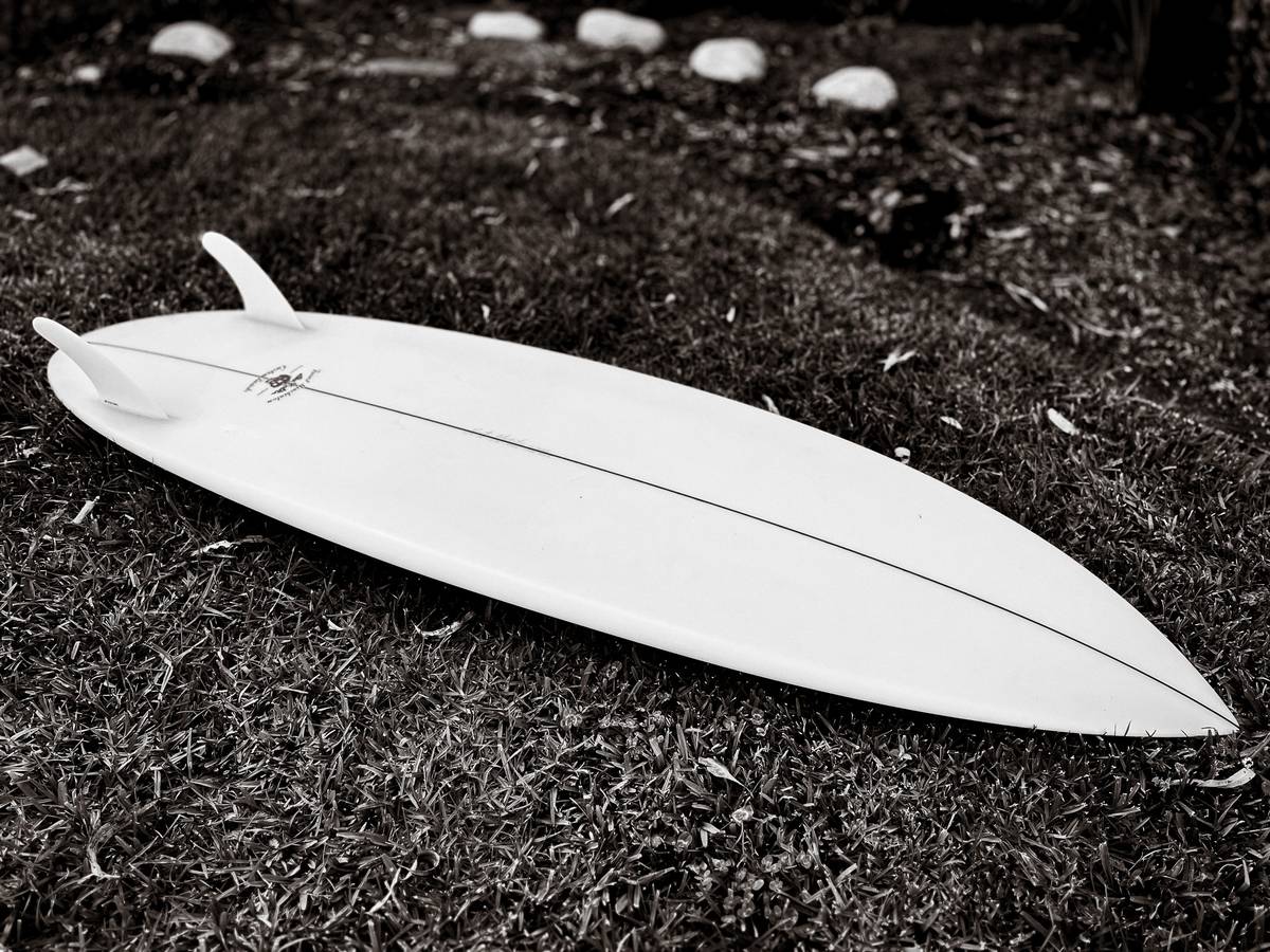Forrest Minchinton Performance Twin Fin Surfboard – $525 – Buy & Sell ...